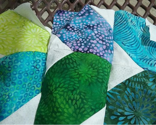 Piece and Quilt with Precuts Quilt 1: Squiggles – Christa Quilts