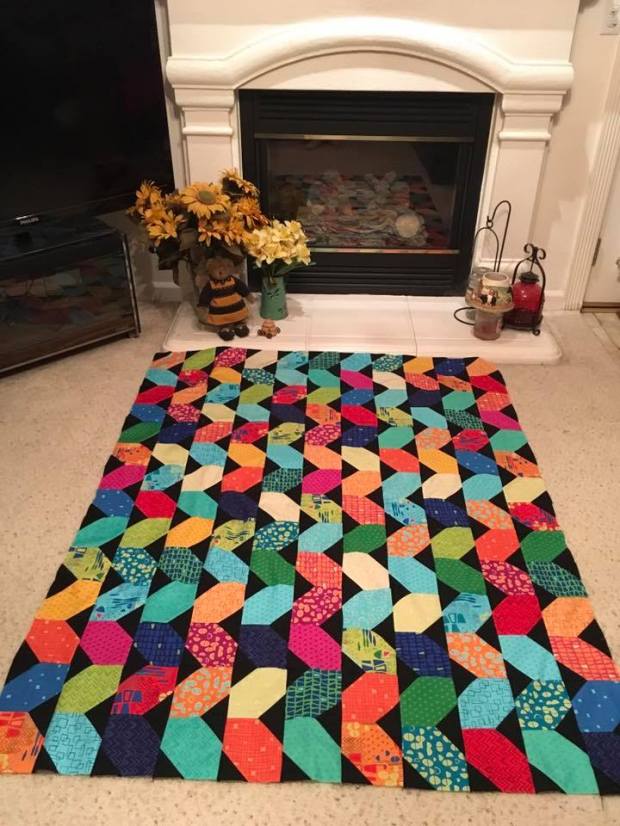 Squiggles Quilt Along Week 3 – Assembling the quilt top – Christa Quilts