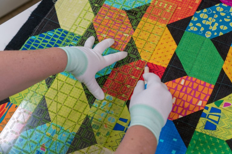 Squiggles Quilt Along Week 6 – Machine Quilting Tips – Christa Quilts
