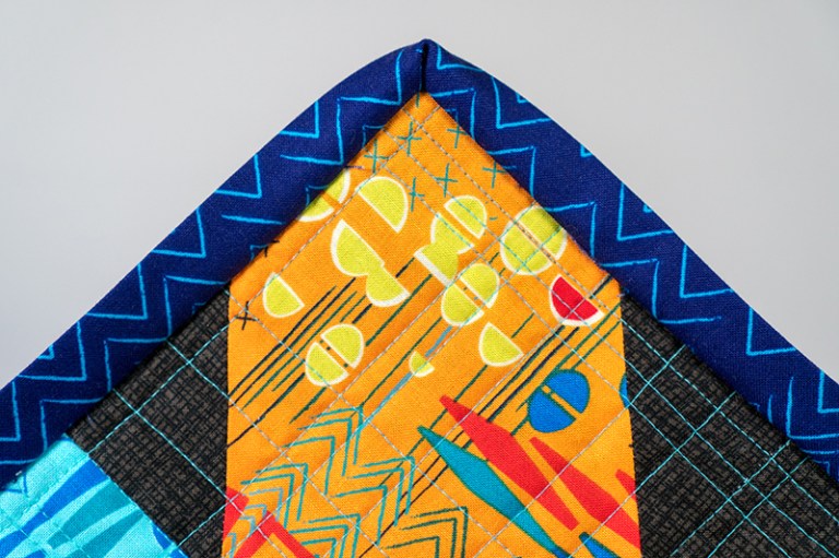 Squiggles Quilt Along Week 7 – Quilt Binding Tutorial – Christa Quilts