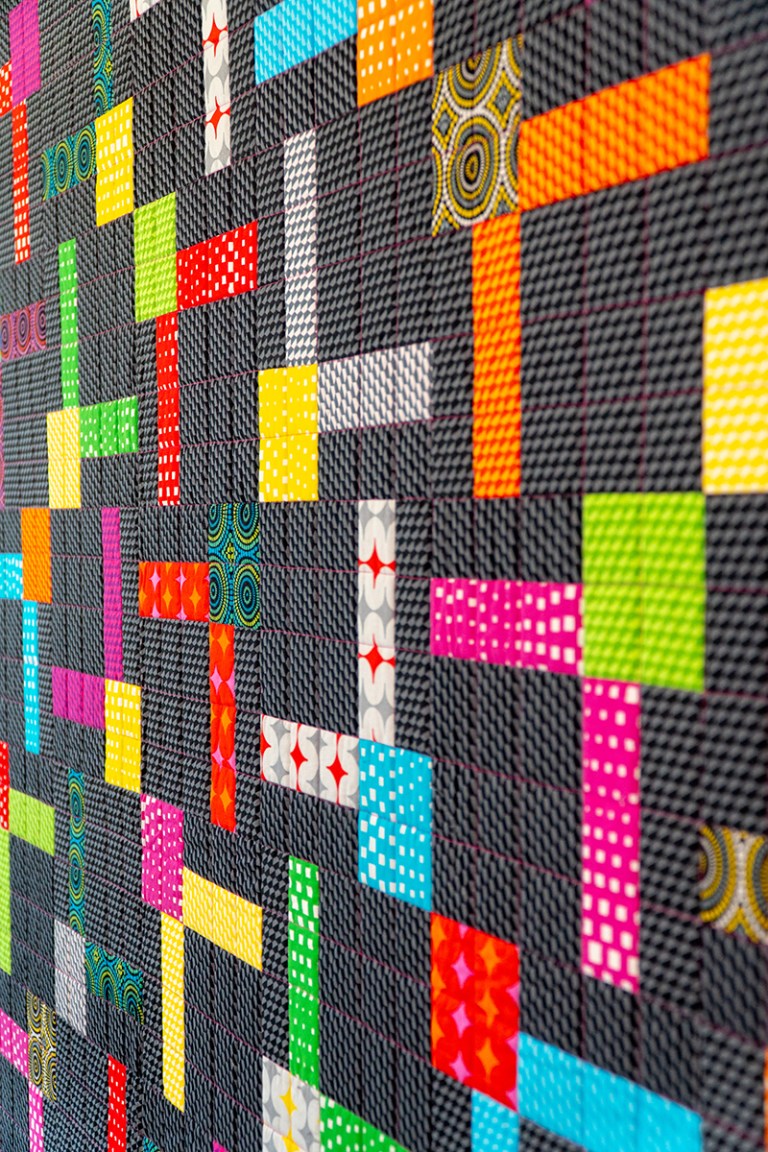 Bling Quilt Along Part 3: Machine Quilting Option 1 – Random Crosshatch ...