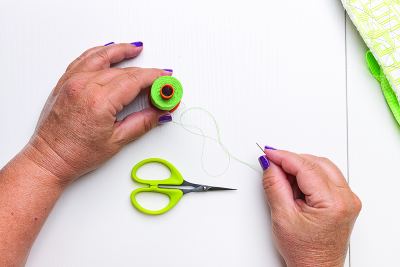 Detailed Quilting Tutorial: How to Bind Your Quilt – Christa Quilts